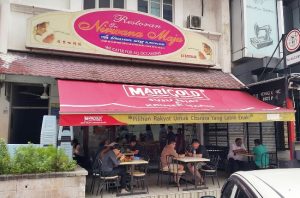 13 Tempat Makan di Malaysia yang Paling Hits!